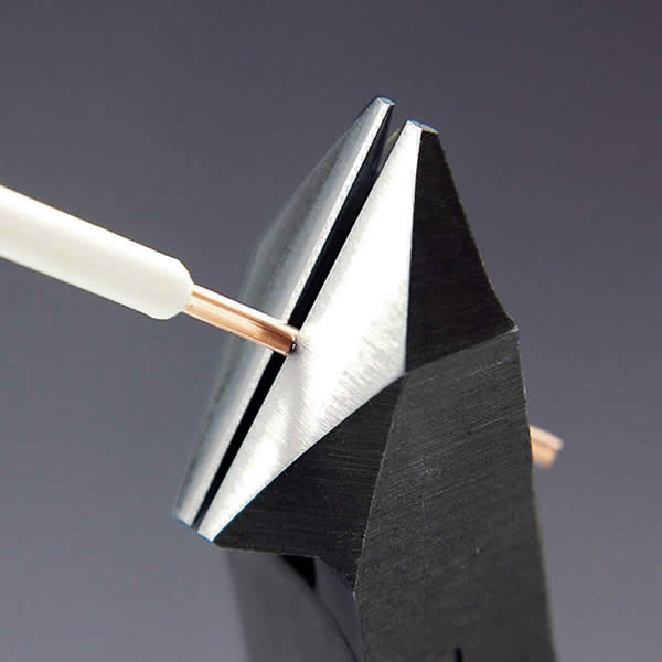 N-4 Diagonal Cutter [HOZAN] HOZAN TOOL INDUSTRIAL CO., LTD.